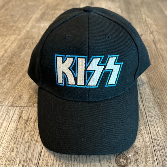 Accessories | Vintage Kiss Hat 204 Tour | Poshmark